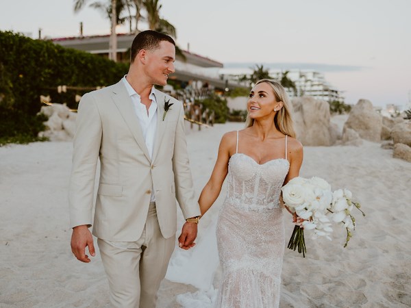 Moments That Make a Beach Wedding Feel Magical