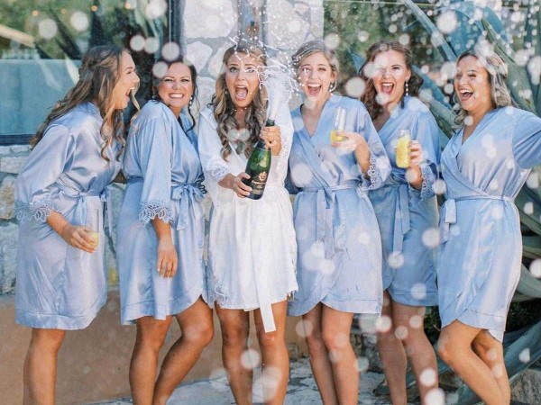 7 Original Ways to Include "Something Blue" in Your Wedding